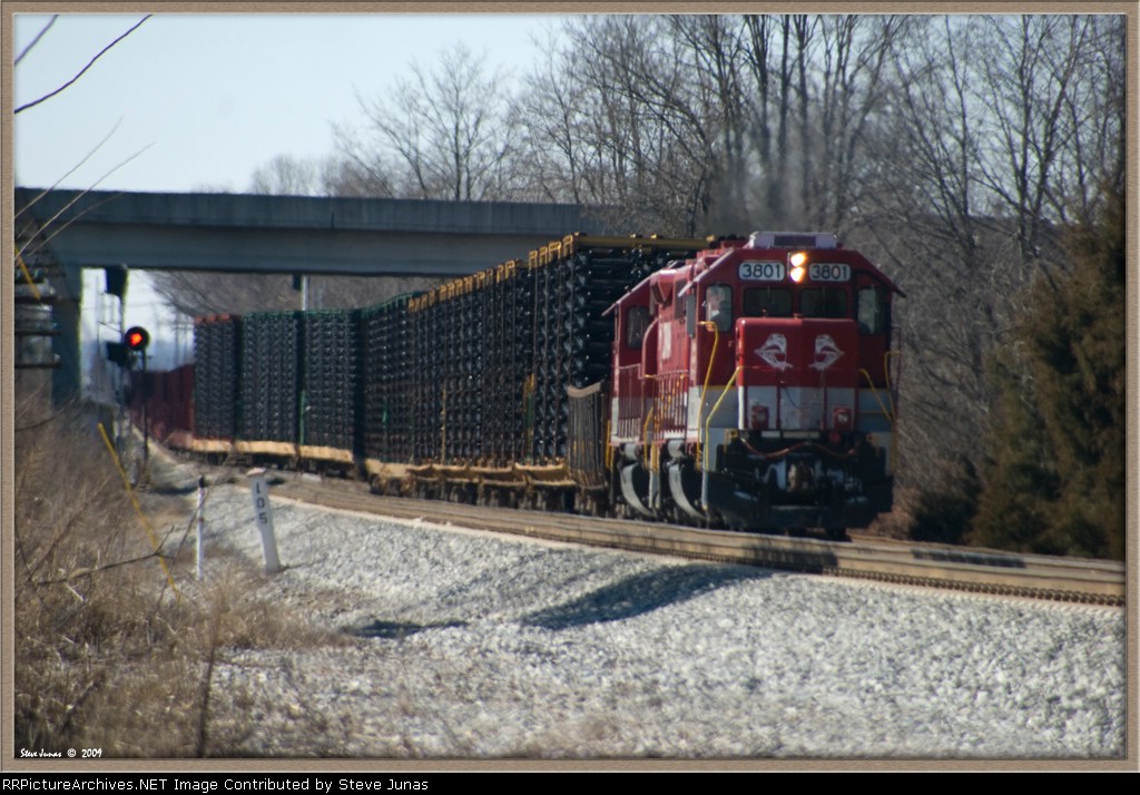RJCC 3801,3802 K562 picks up some frames from Magna to take to Louisville